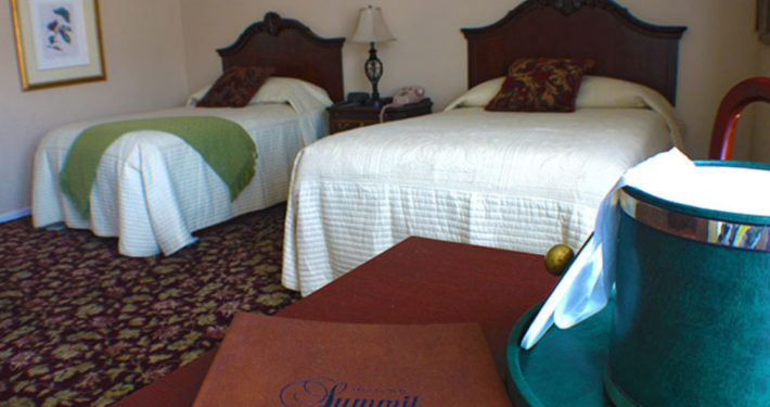 Rooms | The Historic Summit Inn Resort